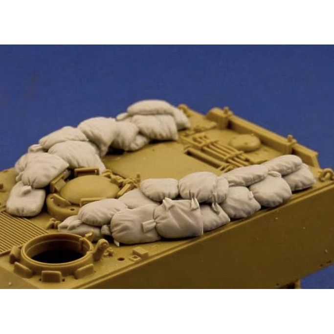 Armorscale [R35-063] Sand Armor for APC M113 (Light Weight Set), 1/35 ...